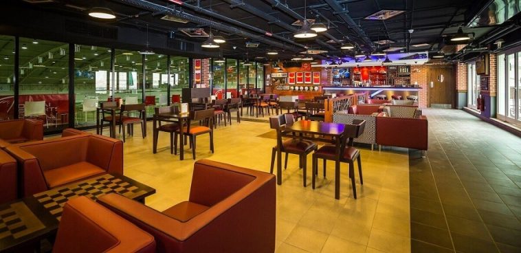 The 11 Best Dubai Sports City Restaurants for Games, Food & Fun