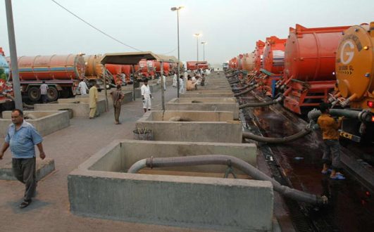 Poop Trucks: Does Dubai Really Have A Sewage Problem? (Myth Debunking)