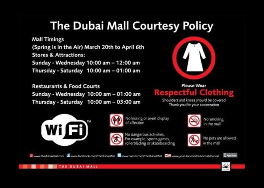 How To Dress In Dubai As a Tourist? (Dress Codes)